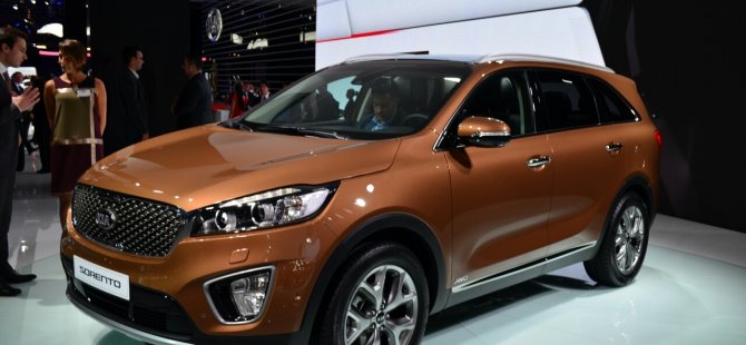 KİA'NIN PARİS OTOMOBİL FUARI'NDA DİKKAT ÇEKEN MODELLERİ